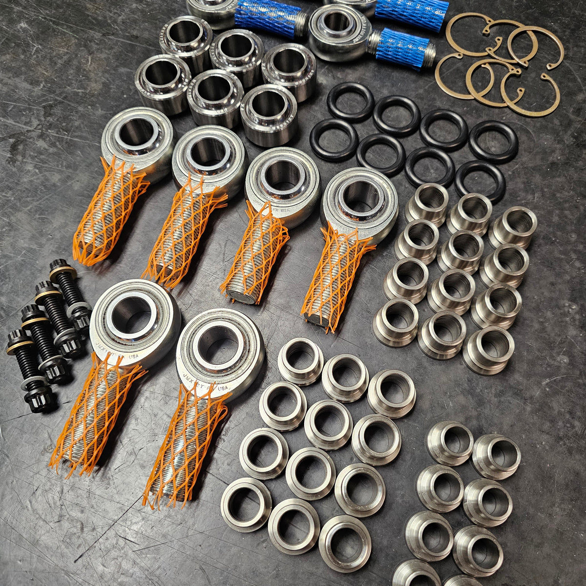 Maverick R Pro Rock Radius Rod Wearable Item Kit – CT Race Worx