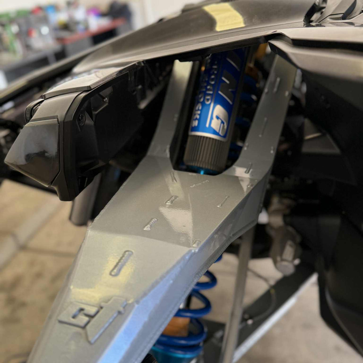 Maverick R Pro Rock Upper A Arms – CT Race Worx