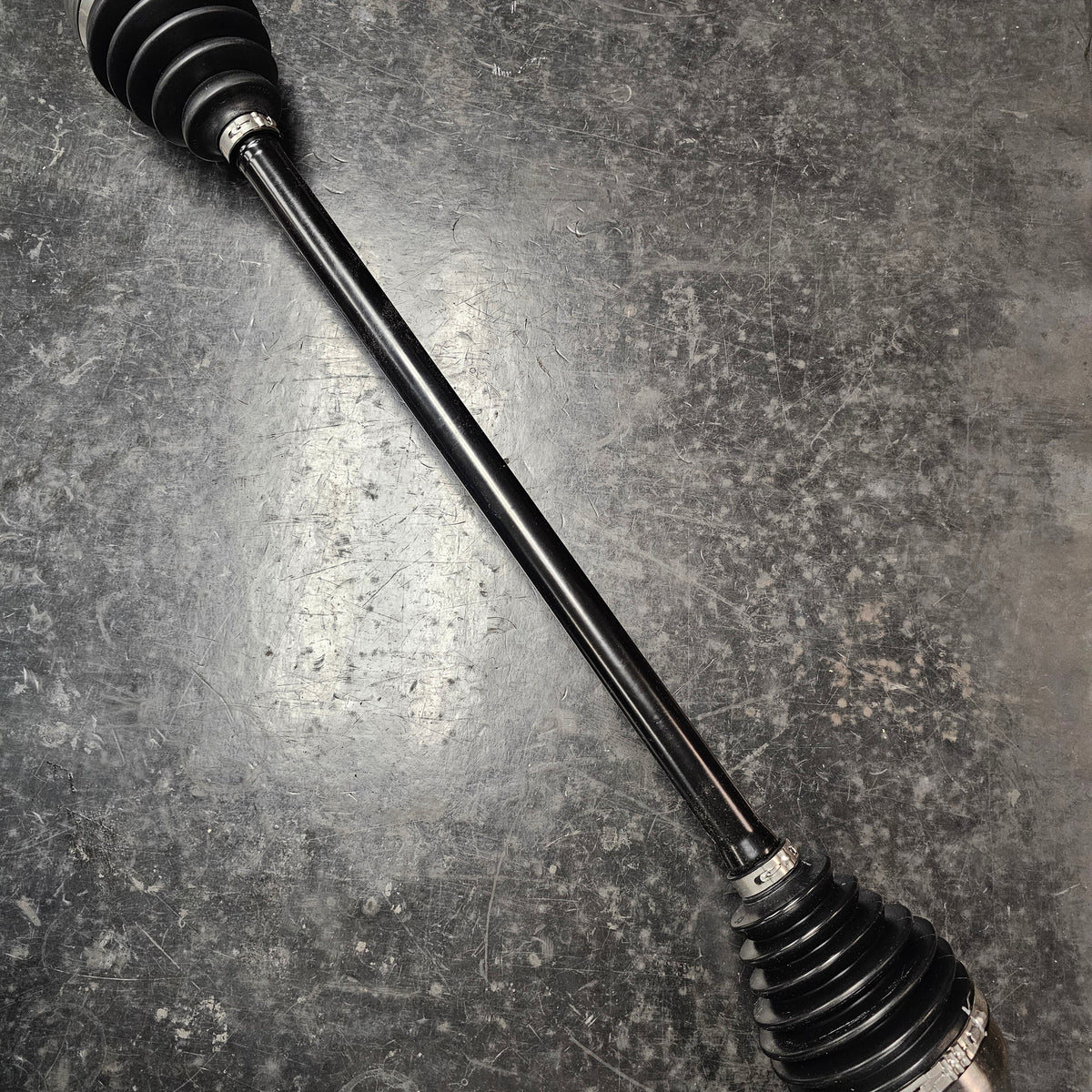 Maverick R Max/XRC Rear Axle – CT Race Worx